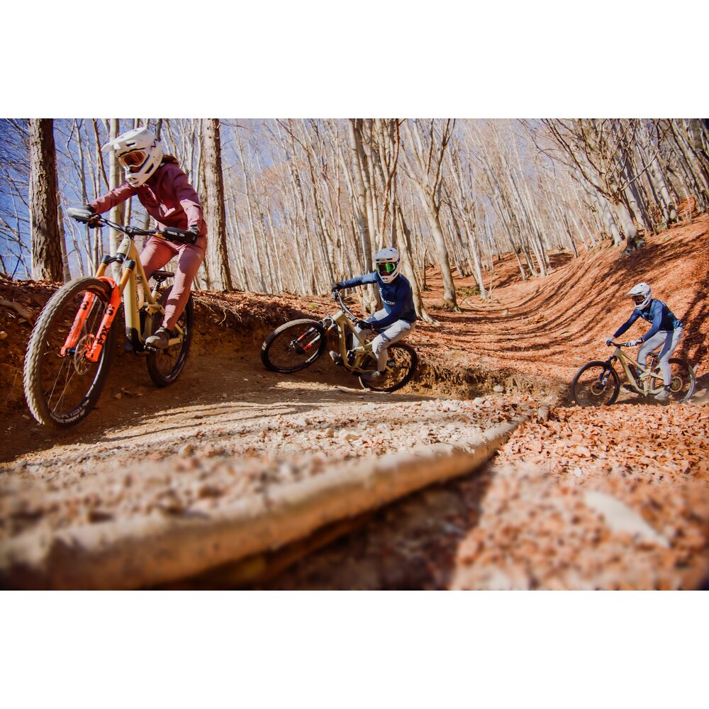 A new World Cup team takes off: SIMPLON TRAILBLAZERS